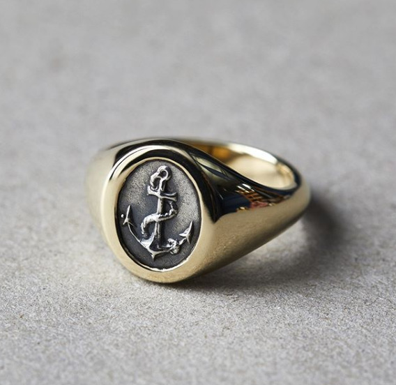 Signet ring – Bliss From Paris